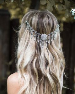 10 Trendy Hair Accessories you Should be Wearing